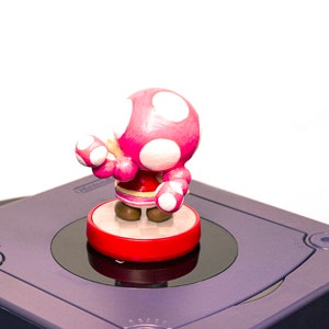Toadette Custom Amiibo | Super Mario, Nintendo - Etsy