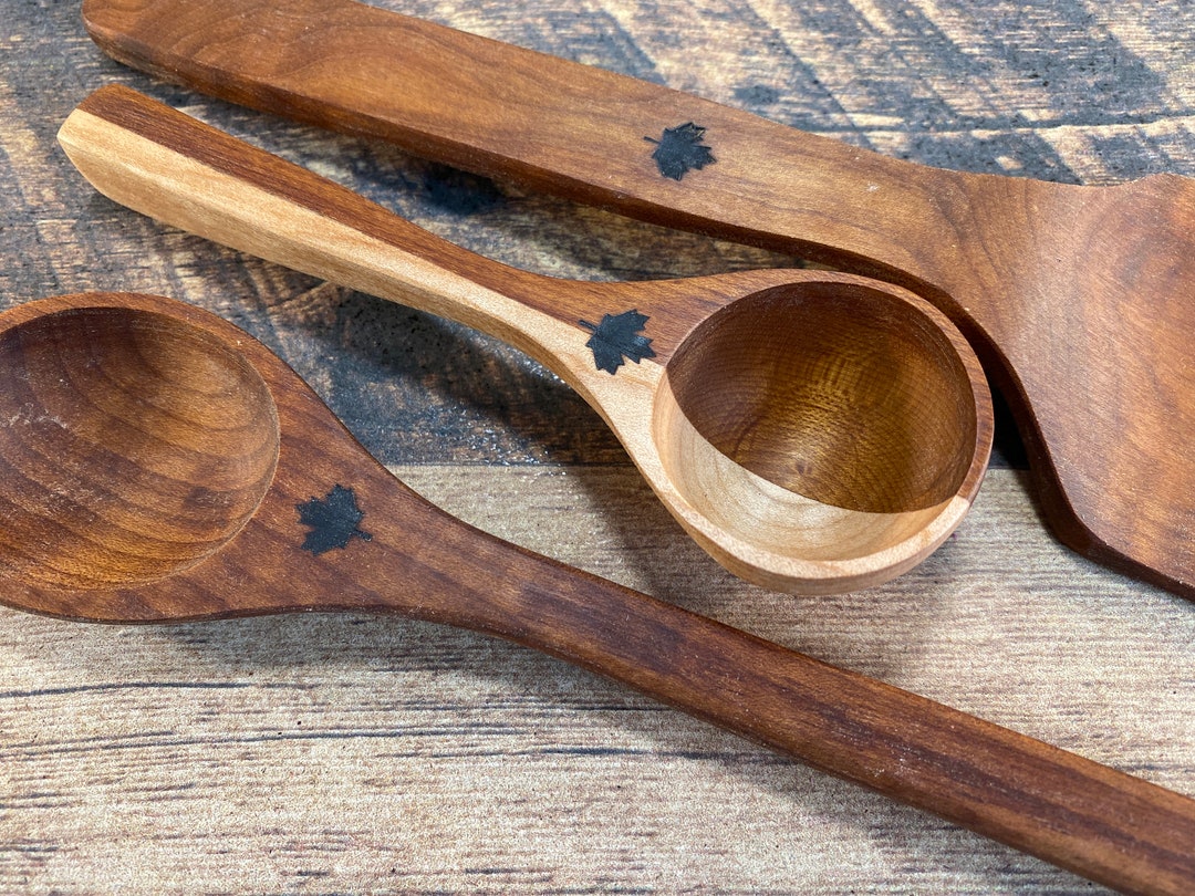 O Canada! Wooden Kitchen Utensils Set - Large Flipper, Cooking Spoon ...