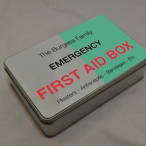 PERSONALISED FAMILY Retro Style First Aid Box. Storeage Box for Your ...