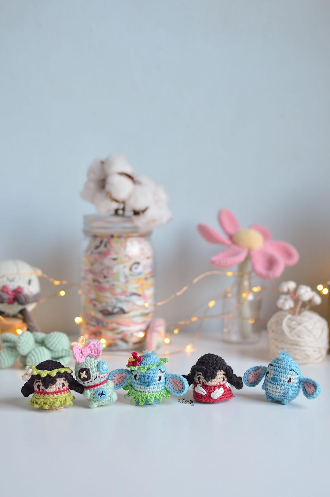 SPANISH/ENGLISH Mini Lilo and Stitch Pattern, the Pattern Includes 2 ...