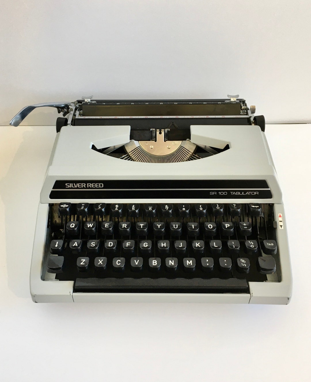 Silver-reed SR 100 eros Typewriter Professionally Serviced - Etsy UK