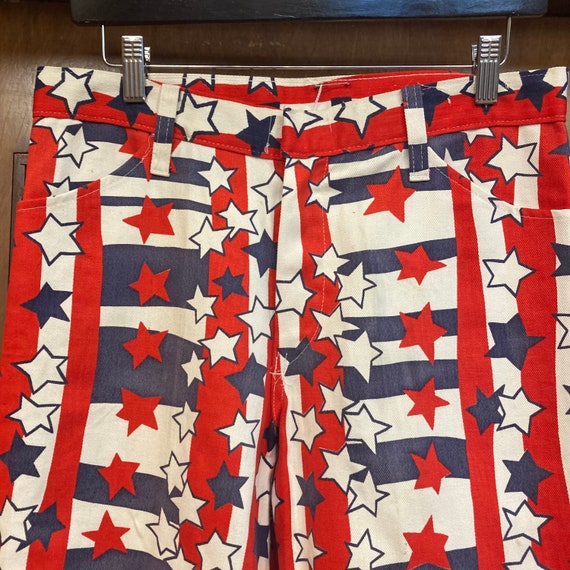 Vintage 1960’s Stars and Stripes Pop Art Pattern Flar… - Gem