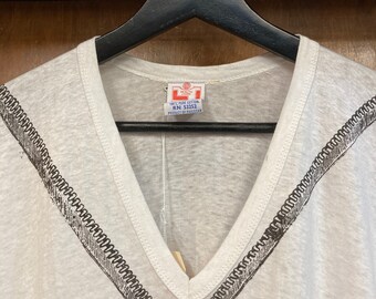Vintage 1980's Punk Rock Zipper Design V-neck Tee Shirt Vintage 1980's Punk Rock Zipper Design V-neck Tee Shirt