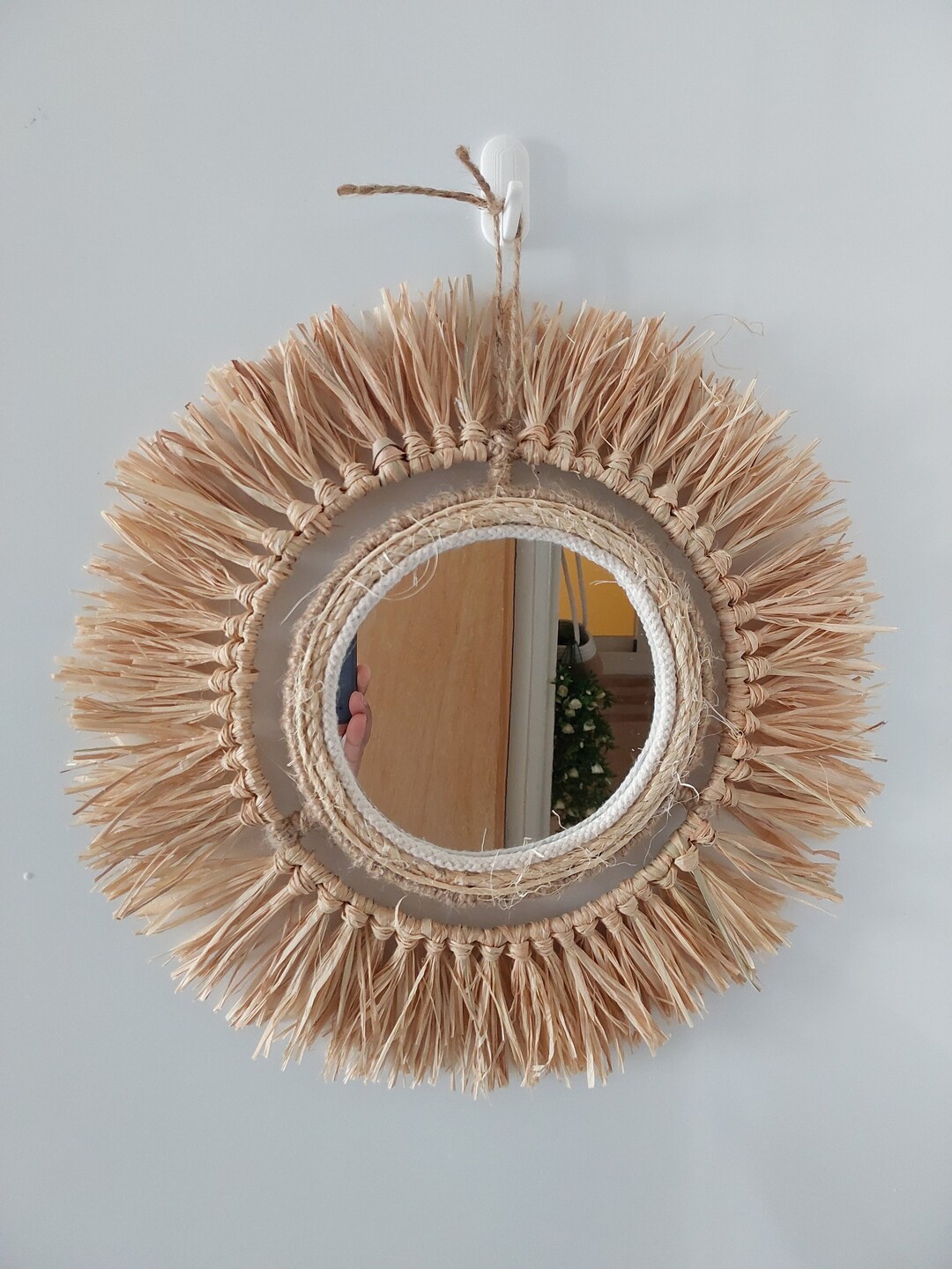 Round Boho Chic Mirror in Raffia, White and Beige Rope and Recycled ...