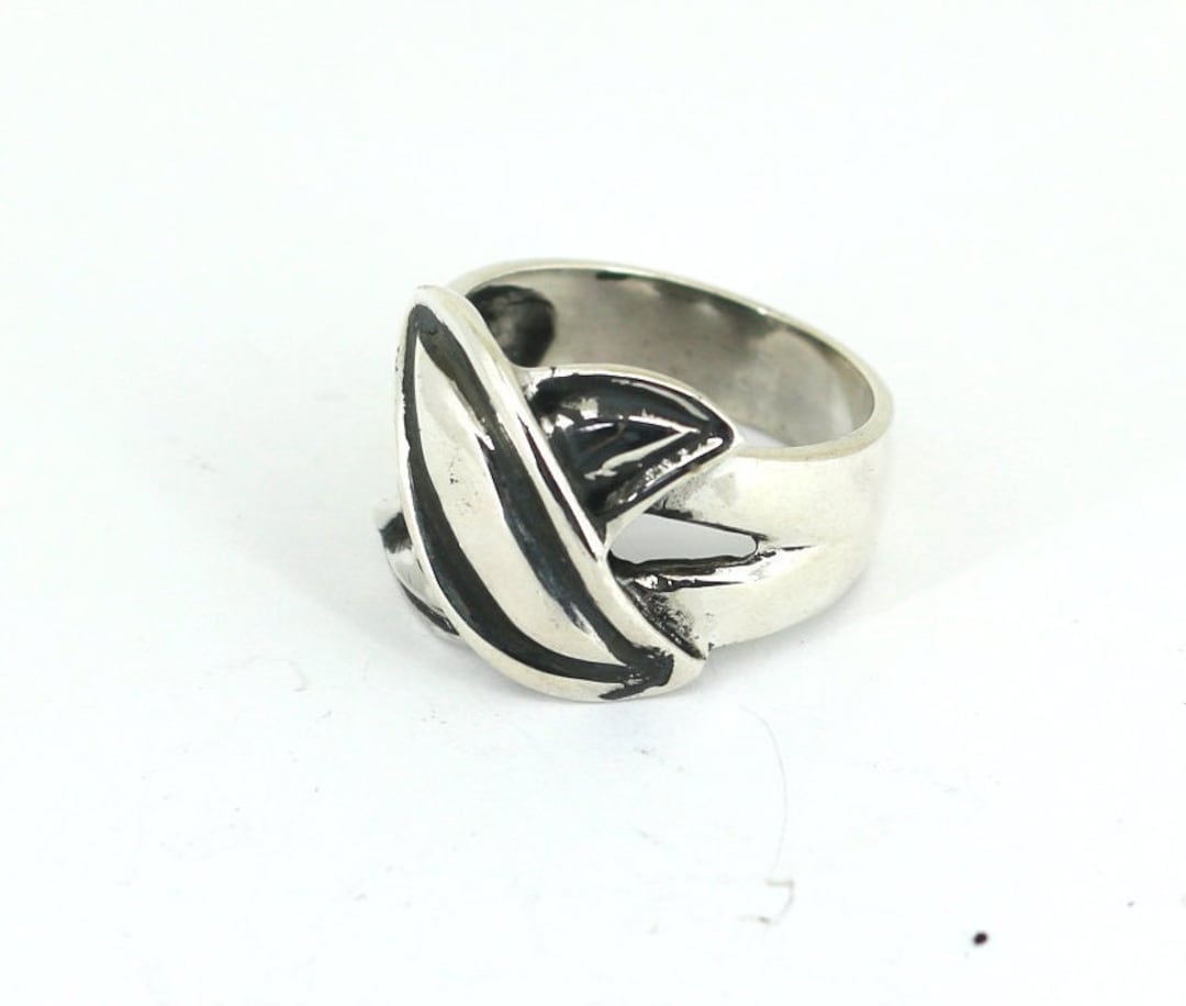 Vintage Beautiful Cross Crossed Ribbed Band Design Ring 925 Sterling ...