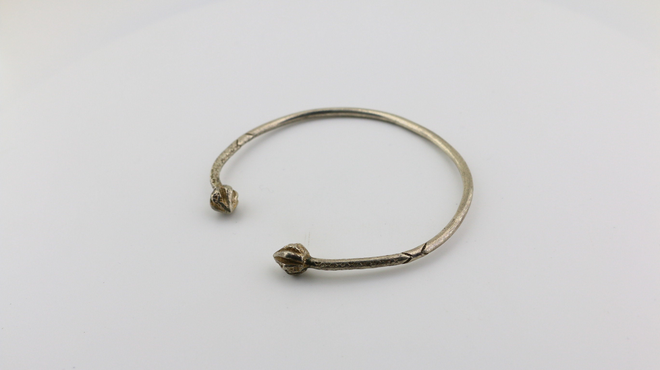 Vintage West Indian Bracelet Cone Pointed Ends Notches Design Bangle ...