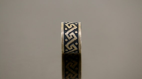Vintage Round Zigzag Maze Ethnic Design Band Ring 925… - Gem