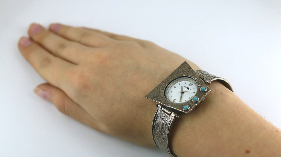 Vintage Artiny Japan Movement Water Resistant Israel Style Hammered ...