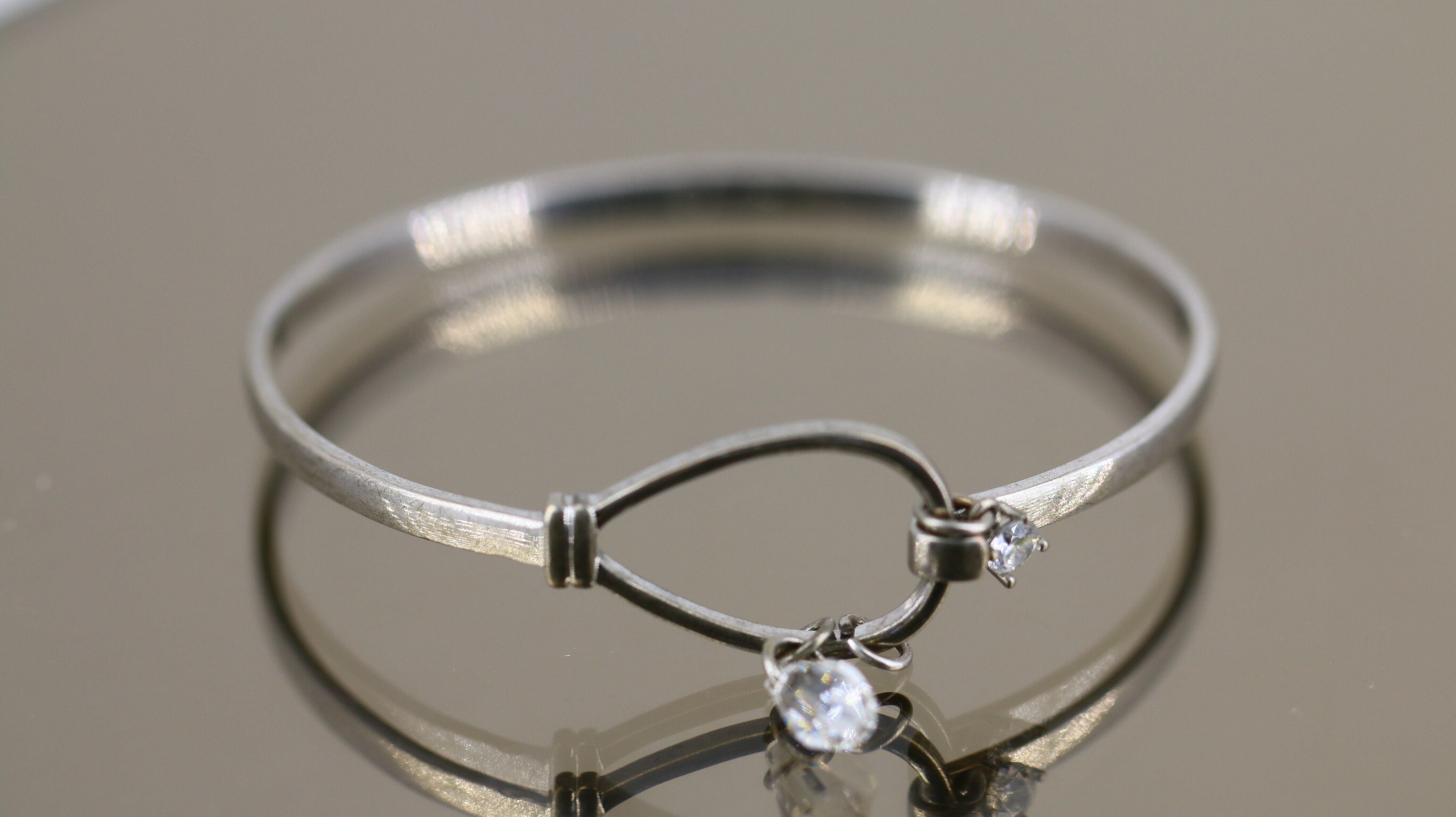 Vintage Beautiful Open Loop Crystal Design Bangle Bracelet 925 Sterling ...