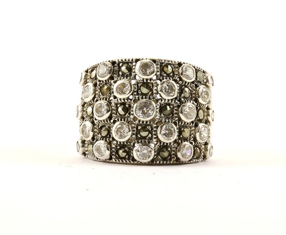 Vintage Size 7 Large Five Row Crystal Inlay Cocktail … - Gem