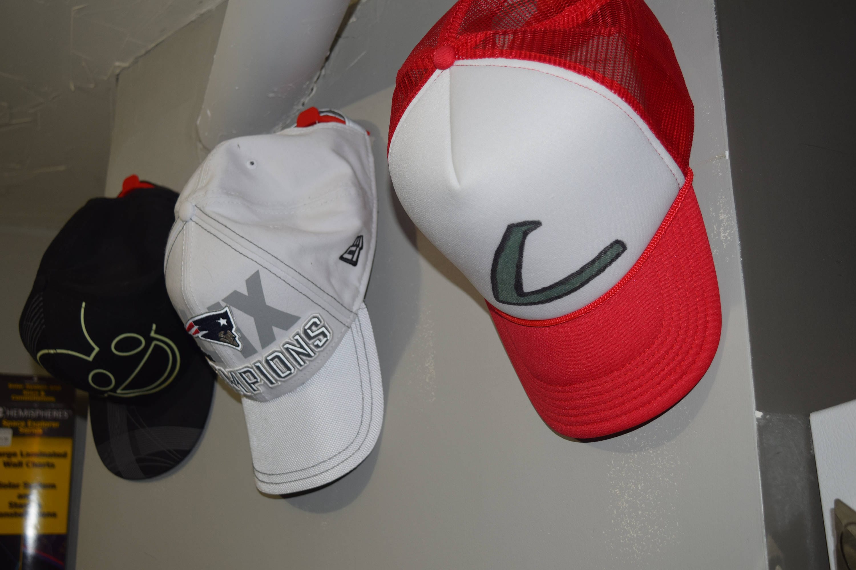 Wall Mounted Hat Hanger (3D Printed) 'AG3D H4T' by AG3D Printing - Etsy