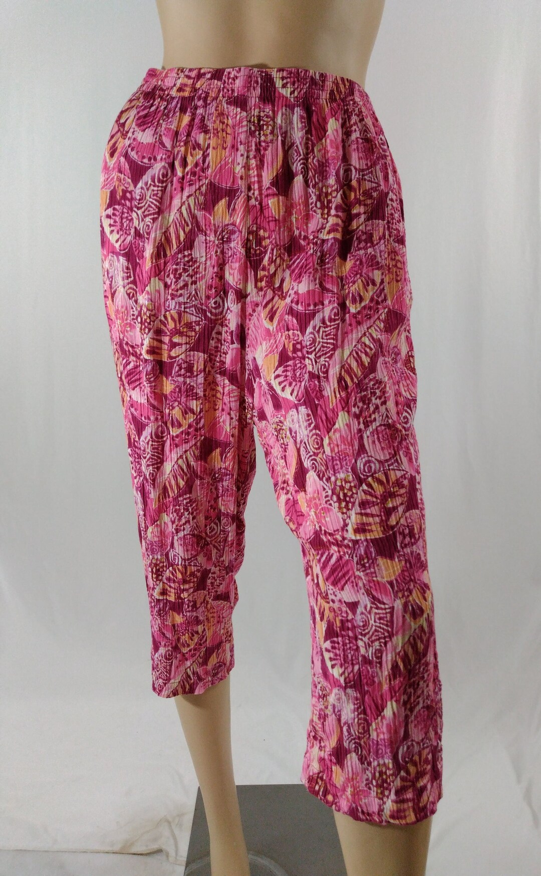 Women's Capri Pants 80's 90's Hawaiian Red Pink White Floral 100% Rayon ...