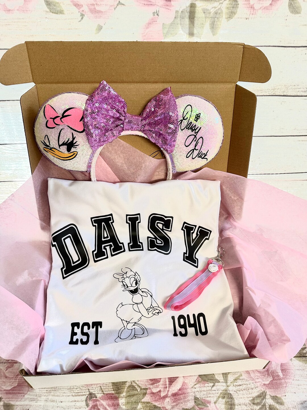 Disney Gift Box Set, T-shirt and Ears Holder Set - Princess Matching ...