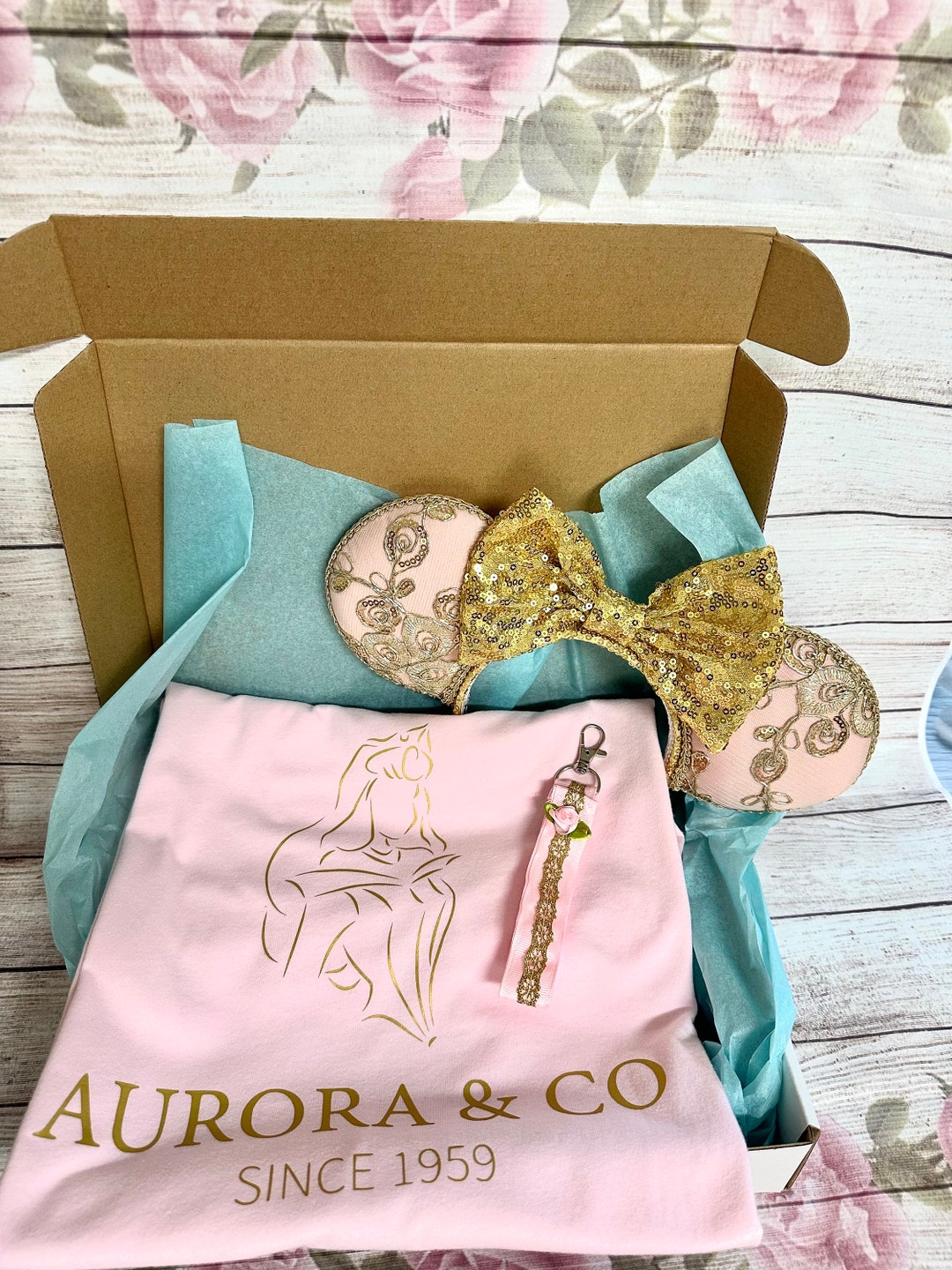 Disney Gift Box Set - Birthday Gift Box for Her, Aurora Mouse Ears ...