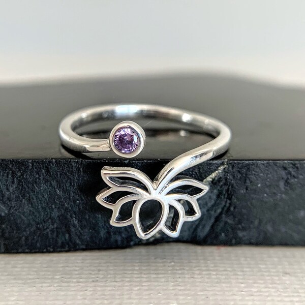Lotus Flower Ring - Etsy