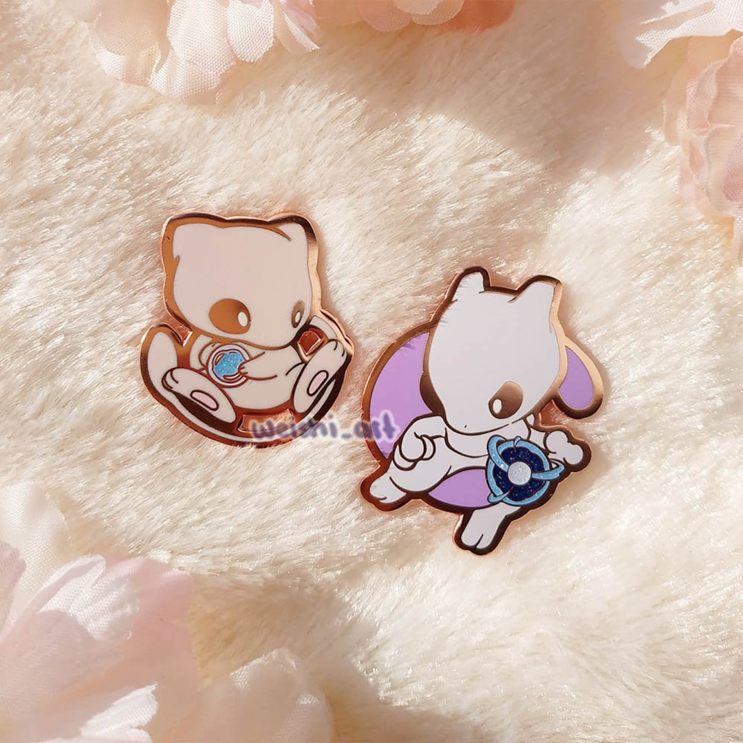 Mew & Mewtwo Enamel Pin - Etsy