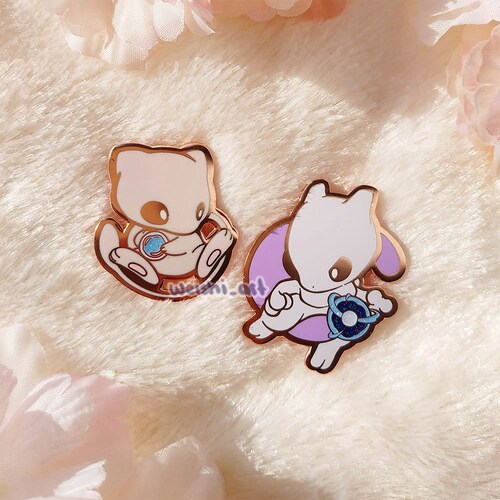 Mew & Mewtwo Enamel Pin - Etsy