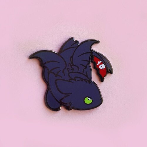 Lightfury How to Train Your Dragon Enamel Pin - Etsy
