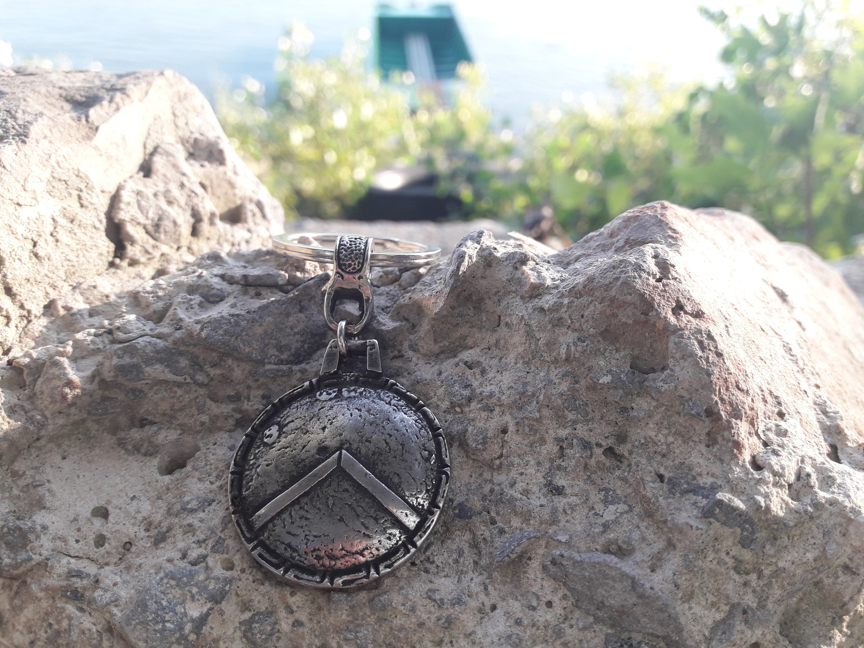 Spartan Shield V Symbol Ancient Greek Necklace,lacedaemon Ancient ...