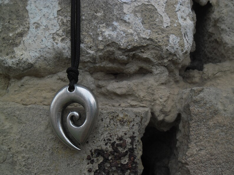 Maori Spiral Koru Necklace Keychainnew Zeland Shell Koru | Etsy