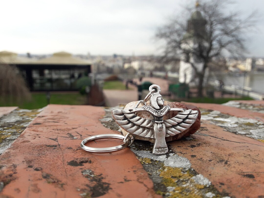 Goddess Egyptian ISIS Queen Winged Keychain,egypt Queen With Bird Wings ...