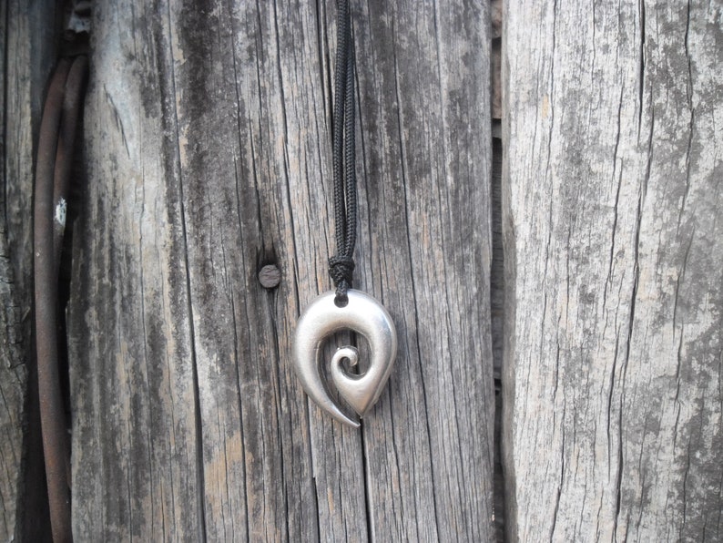 Maori Spiral Koru Necklace Keychainnew Zeland Shell Koru | Etsy