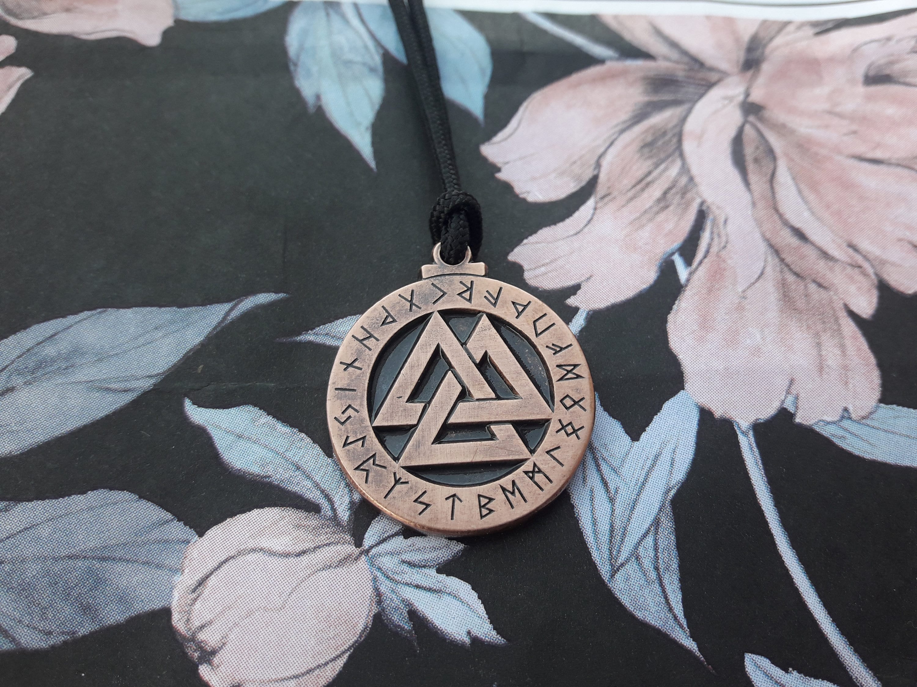 Valknut Pendant Viking Symbol Necklace,valknut Amulet With Runic ...