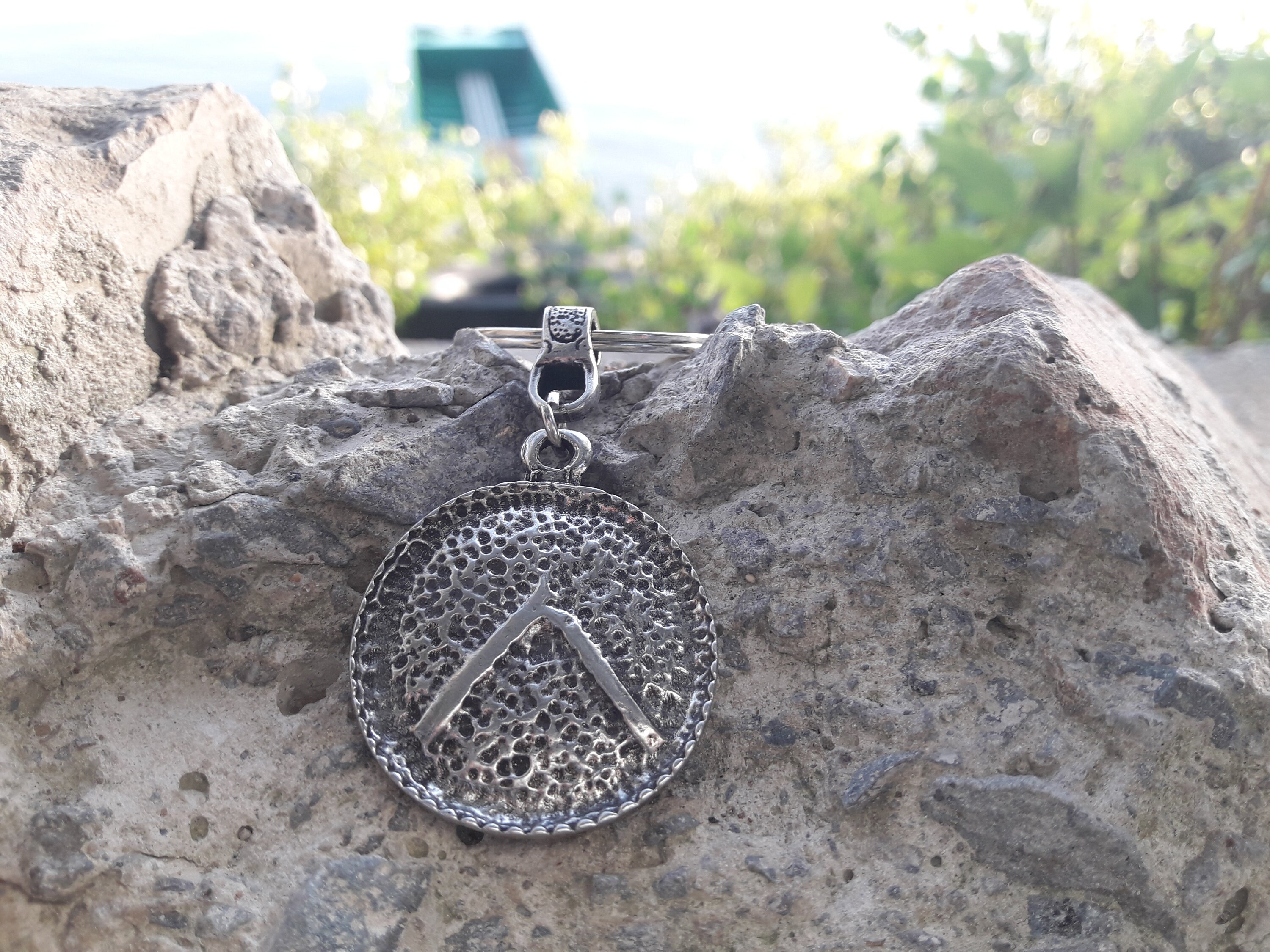 Spartan Shield V Symbol Ancient Greek Necklace,lacedaemon Ancient ...