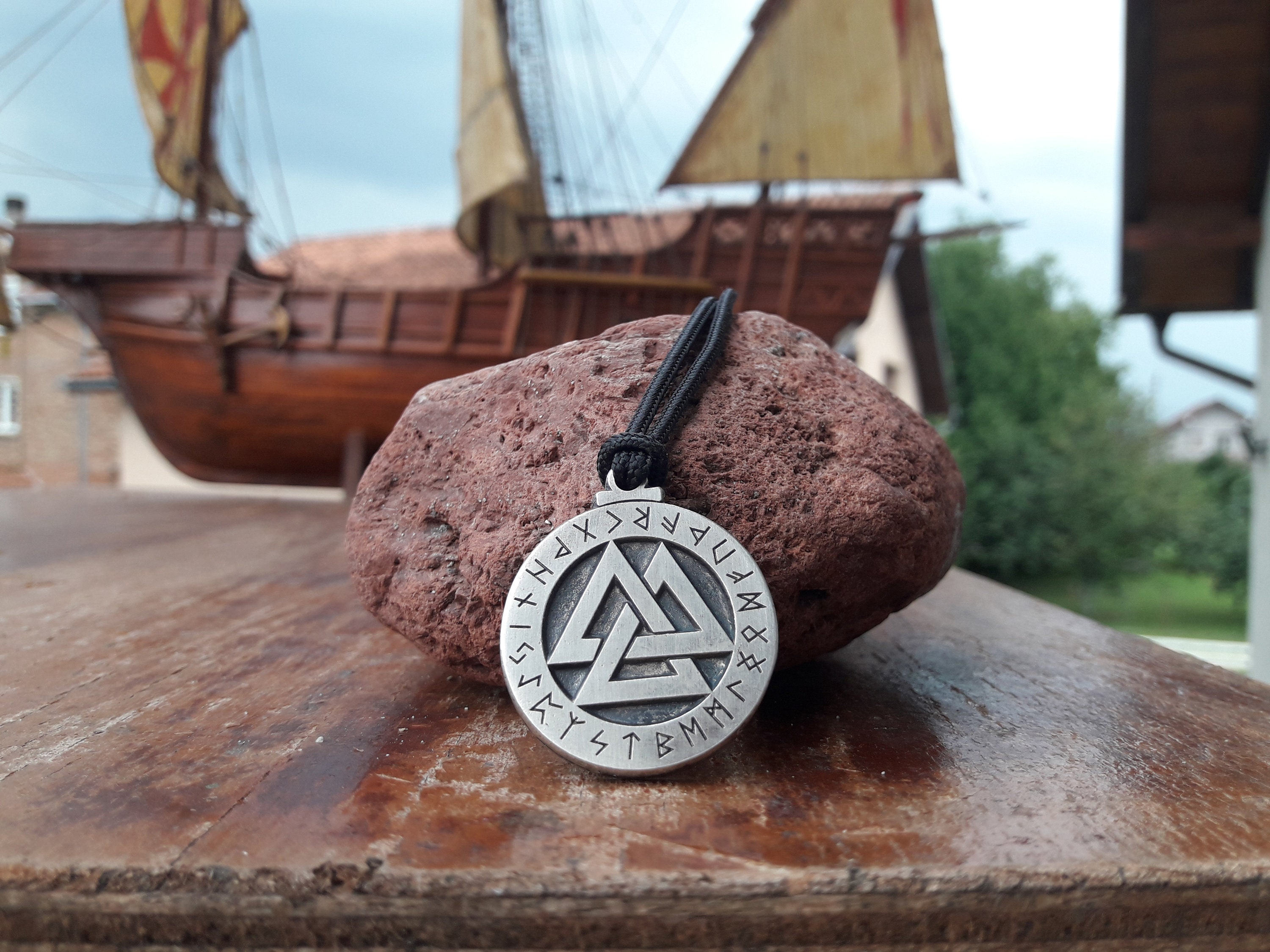 Valknut Pendant Viking Symbol Necklace,valknut Amulet With Runic ...