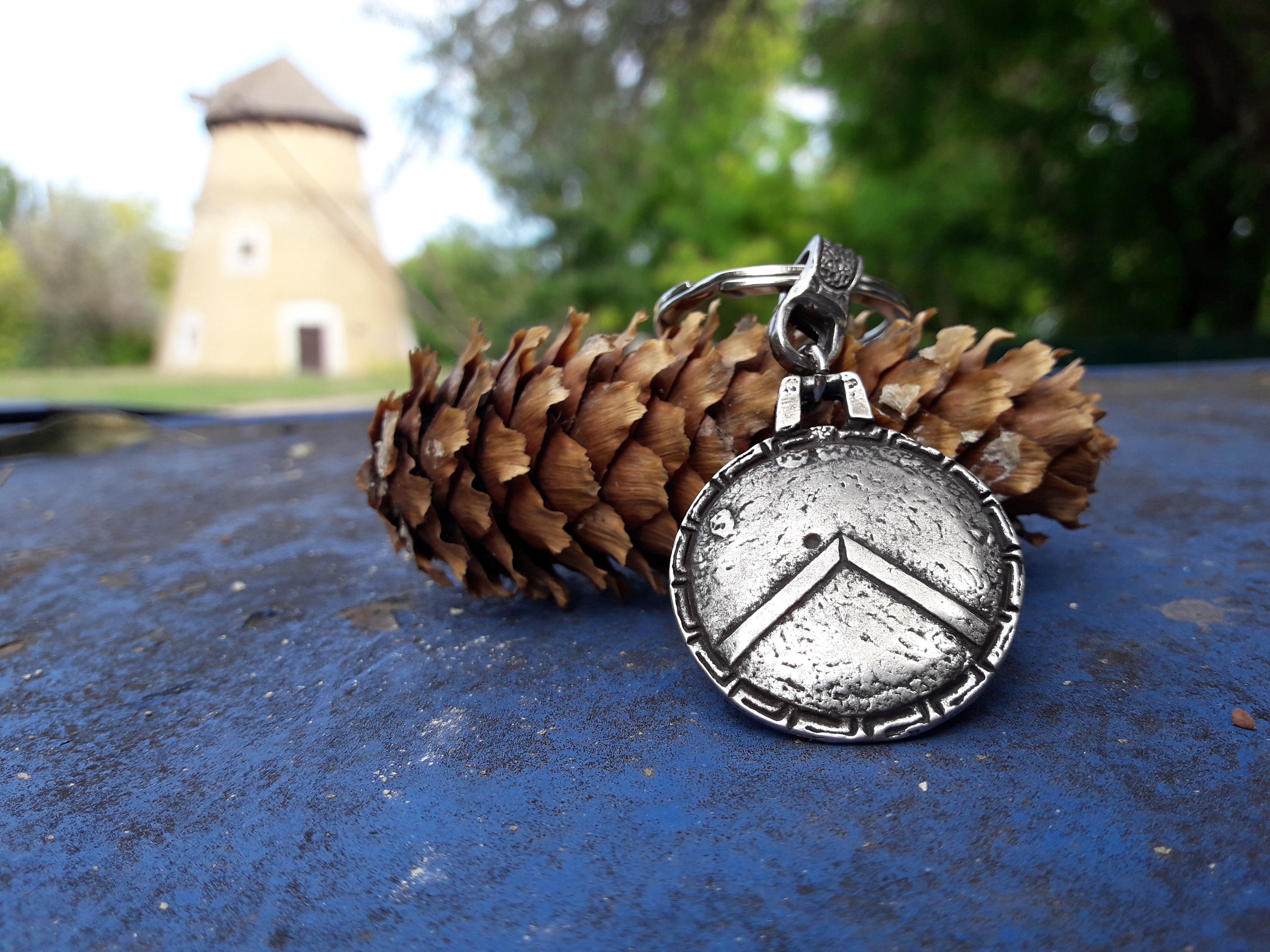 Spartan Shield V Symbol Ancient Greek Necklace,lacedaemon Ancient ...