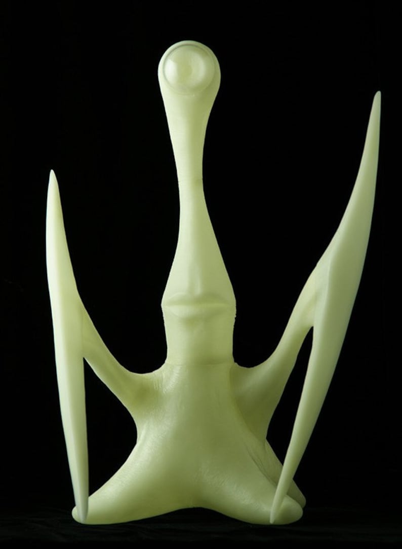Parasyte Migi Glow Vinyl Art-toy Figure - Etsy