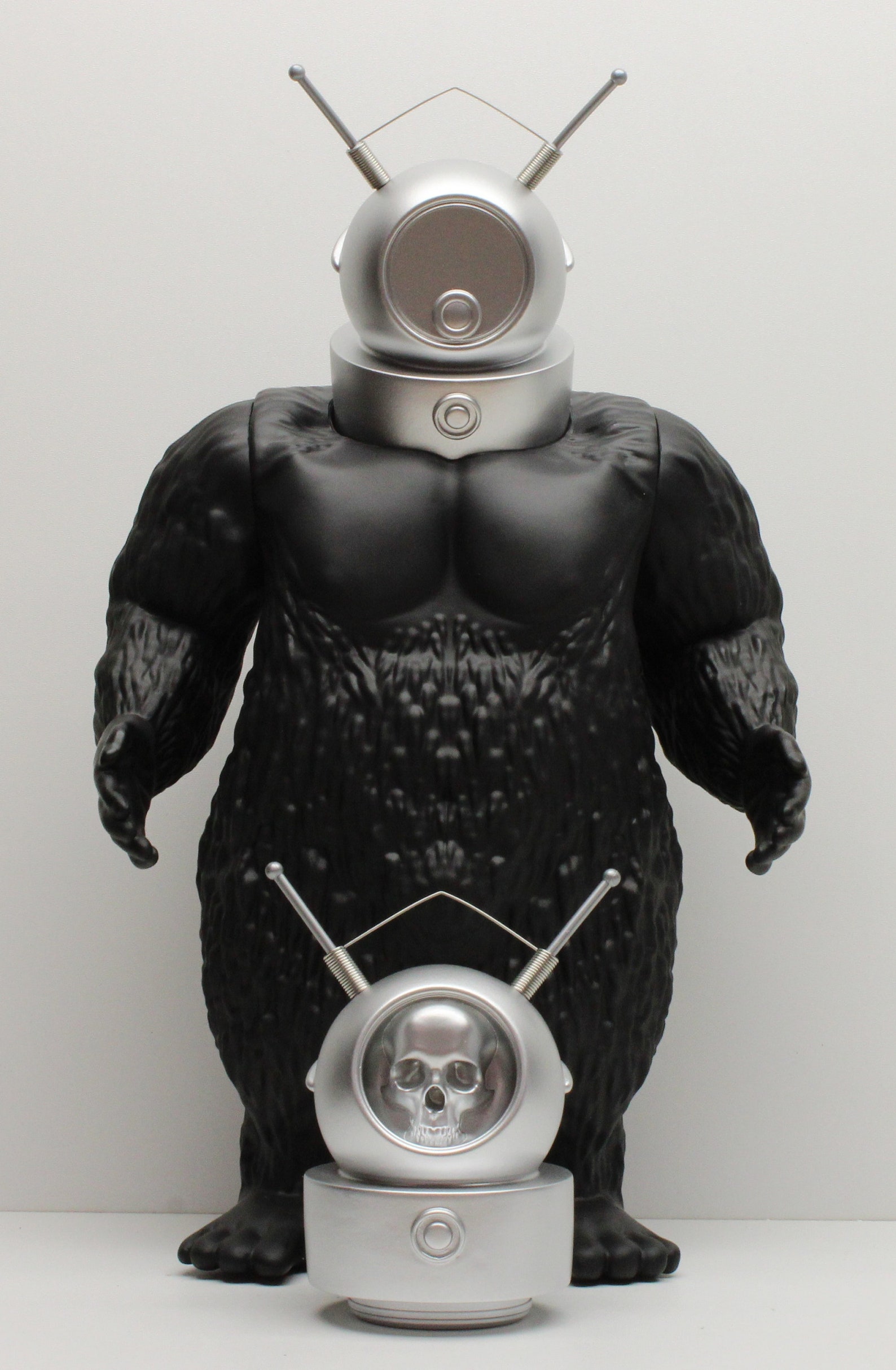 ROBOT MONSTER 14in Art Vinyl Action Figure Ro-man Classic - Etsy