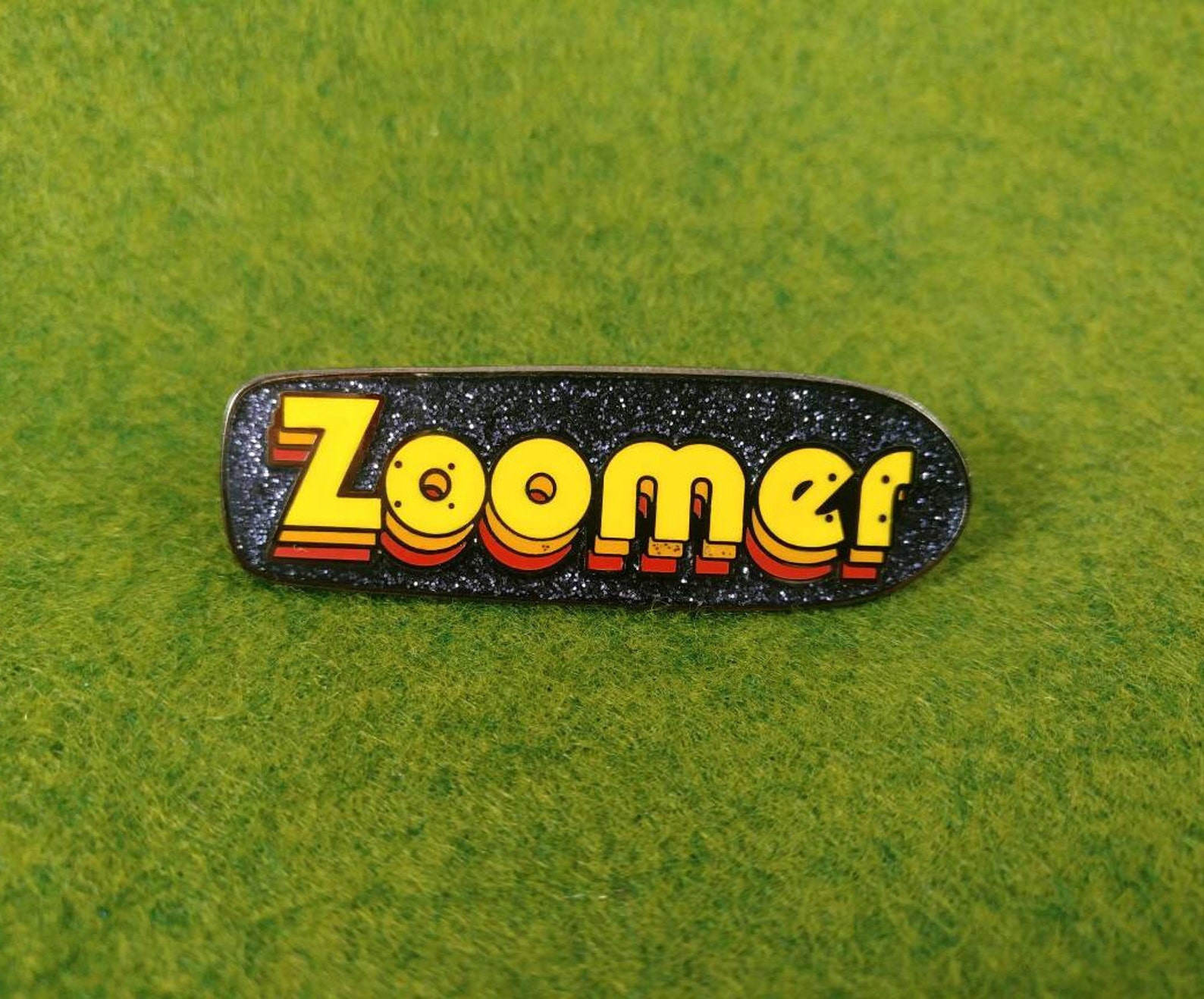 Stranger Things Max Inspired ZOOMER Skateboard Enamel Pin | Etsy