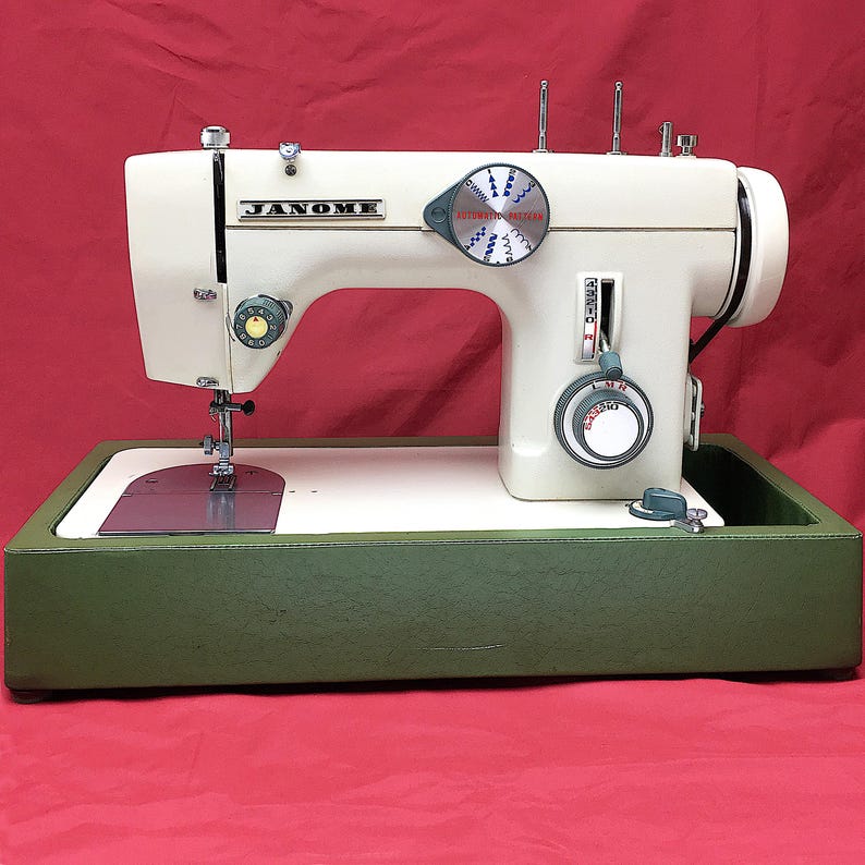 JANOME New Home Vintage Japan Heavy Duty Zig Zag Sewing Machine ...