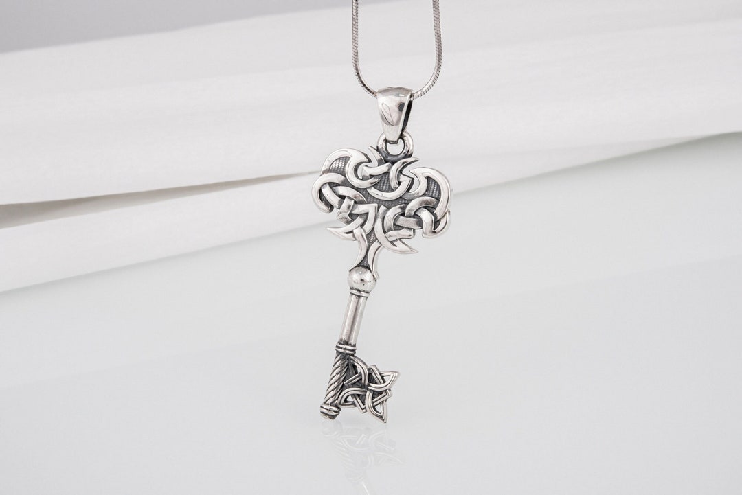 Viking Key Necklace - Silver Celtic Knot Pendant With Old Norse Pattern ...