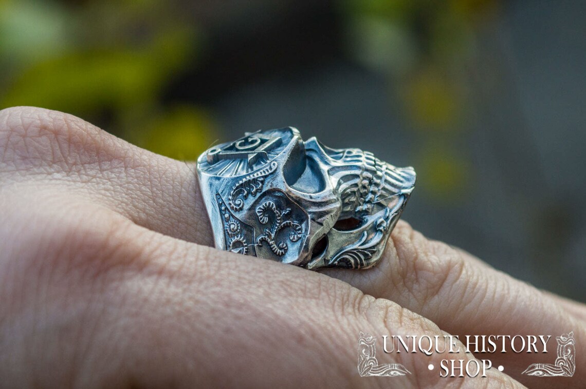 Mason Skull Ring - Freemason Jewelry Featuring Square and Compasses and ...