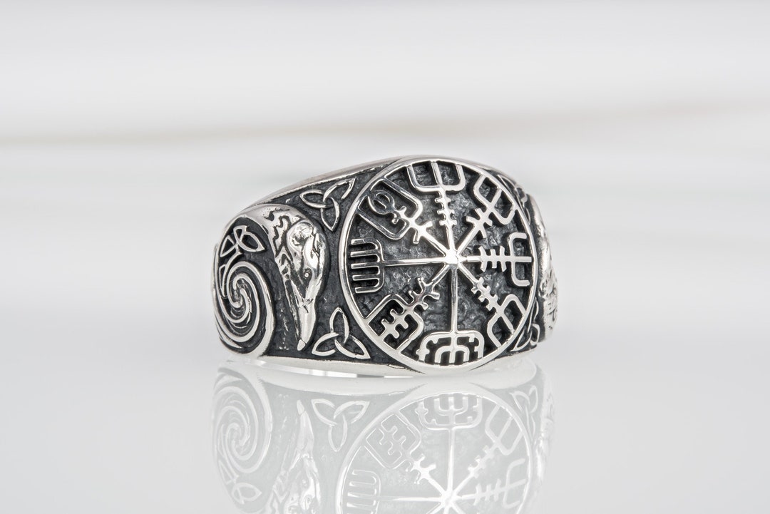Vegvisir Ring - Old Norse Jewelry With Odin Raven and Triquetra Motifs ...