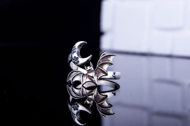 Silver Bat Ring Bat Jewelry Flying Bat Ring Gothic Ring - Etsy