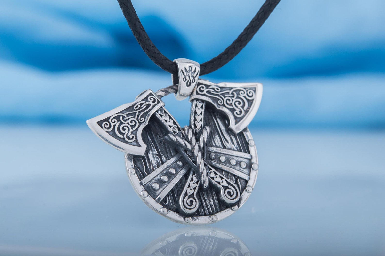 Collana Viking Shield ciondolo vichingo con asce gioielli in - Etsy Italia