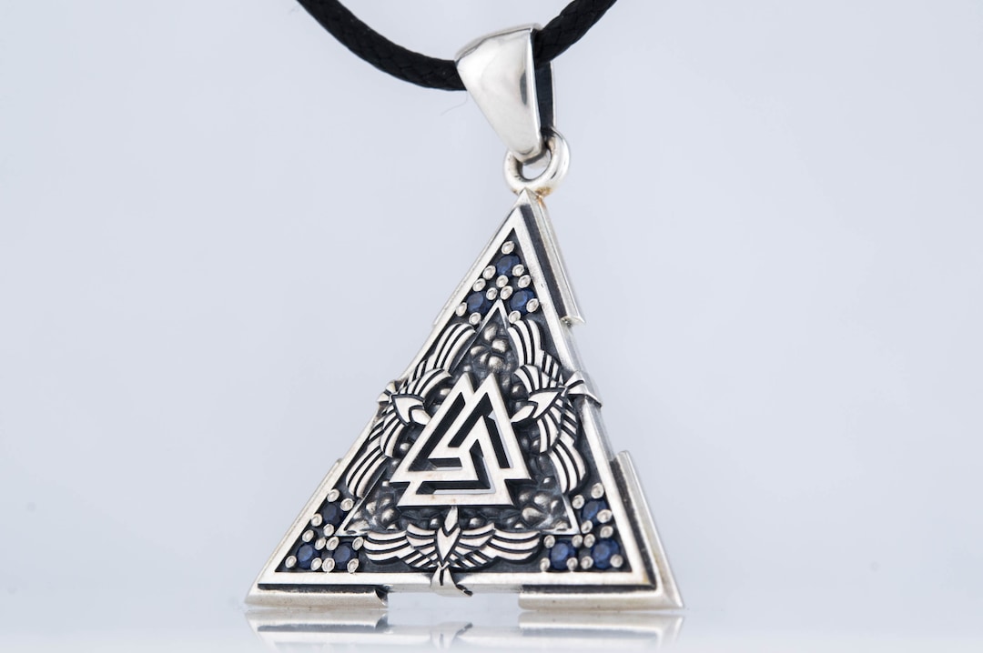 Valknut Necklace - Ancient Viking Amulet With Odins Ravens and Knot of ...