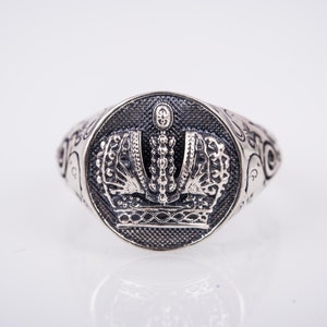 Engraved Crown Signet Ring, Silver Monarch Ring, Floral Ornament ...