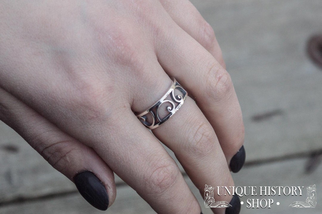 Golden Ratio Ring - Fibonacci Sequence Jewelry for Balance and ...