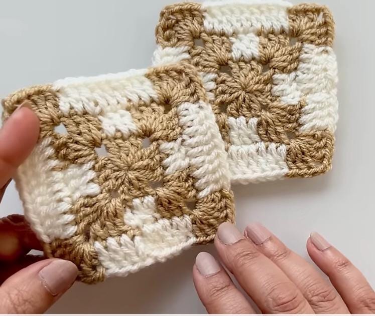Two-color Granny Square Crochet Pattern: Easy Blanket, Cushion (PDF ...