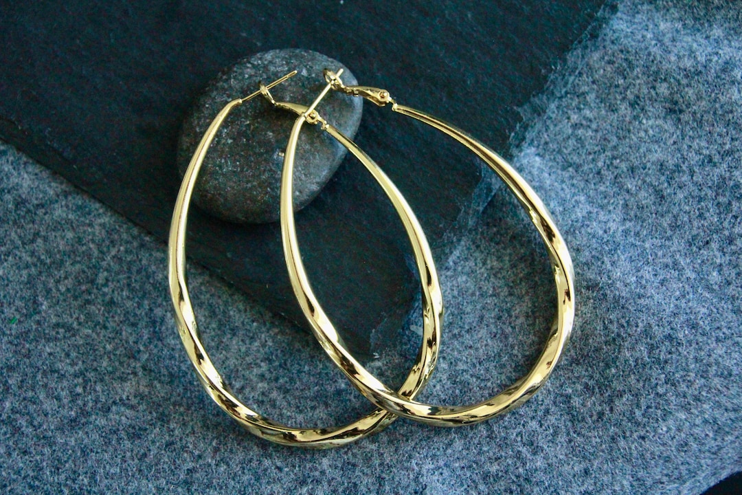 Big Oval Twisted Gold Hoops | 64x51mm | 18k Gold Earrings | Original ...