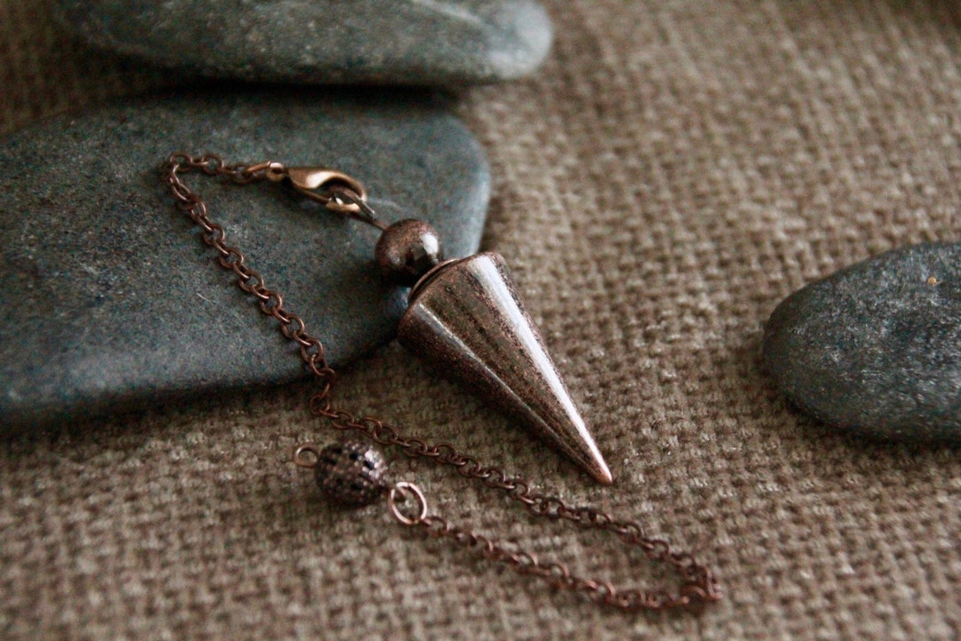 Cone Dowsing Pendulum | Bullet Pendulum Pendant | 50x15mm | Chain 24cm | Quality Heavy Pendulum ...
