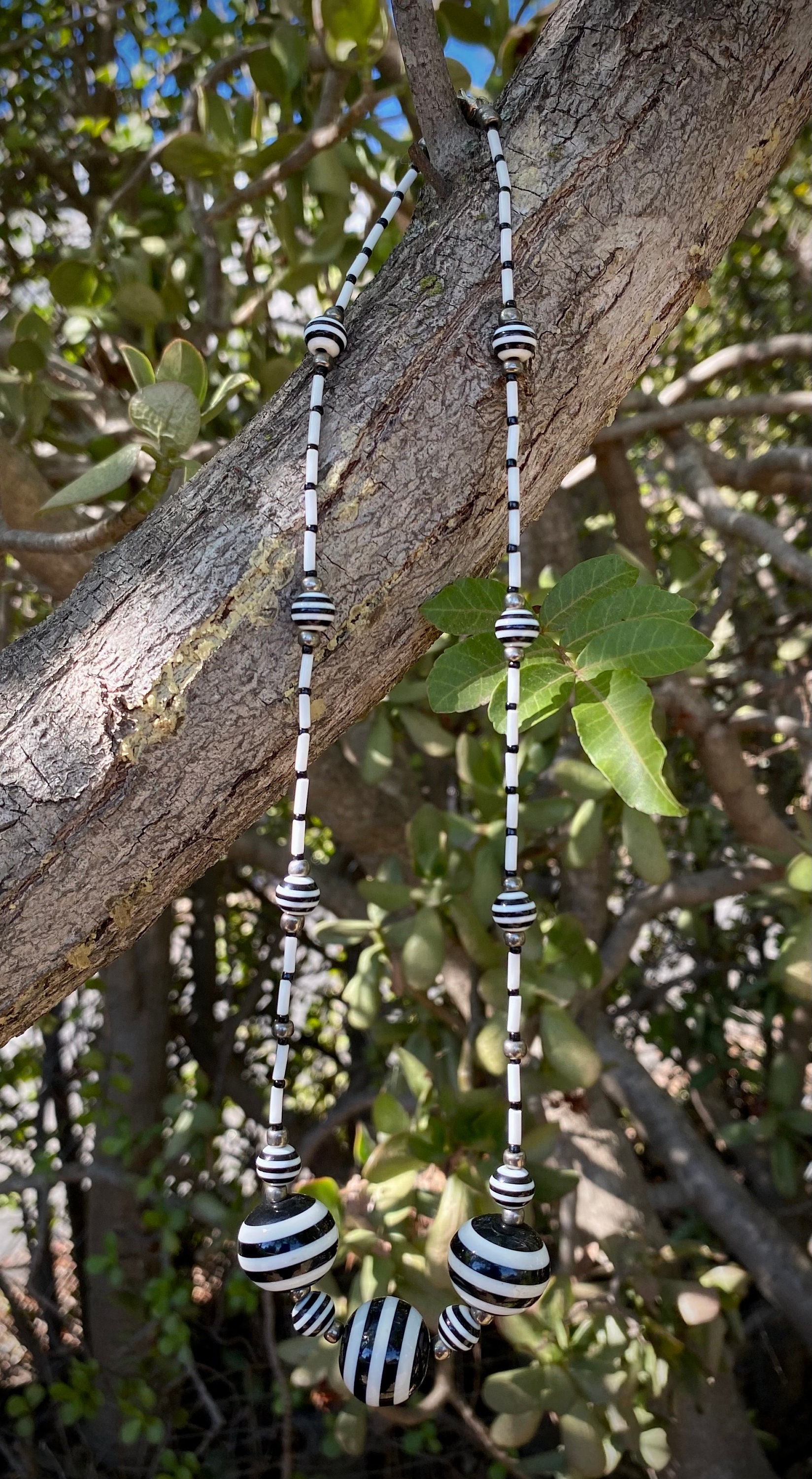 Black and White Striped Vintage 90s Bead Necklace Reclaimed - Etsy