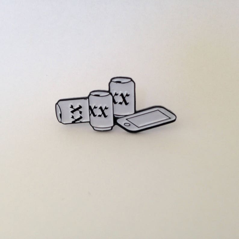 Beers 'n Iphone Pin - Etsy