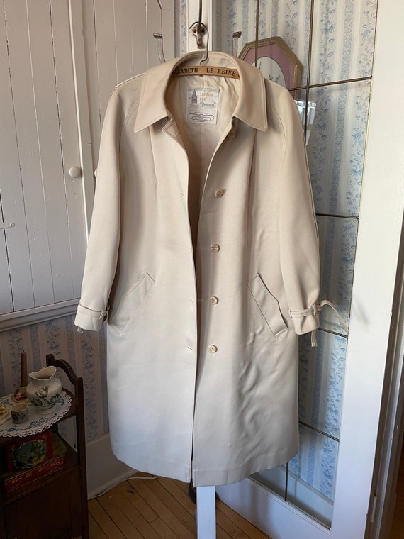 Vintage beige coat, light beige raincoat (B785), Lond… - Gem