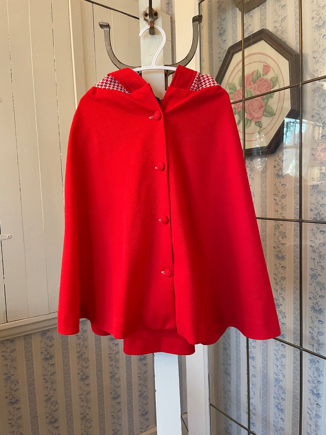 Vintage Kids' Cape, Small Red Cape C164, Red Polyester Cape, Wrap With ...