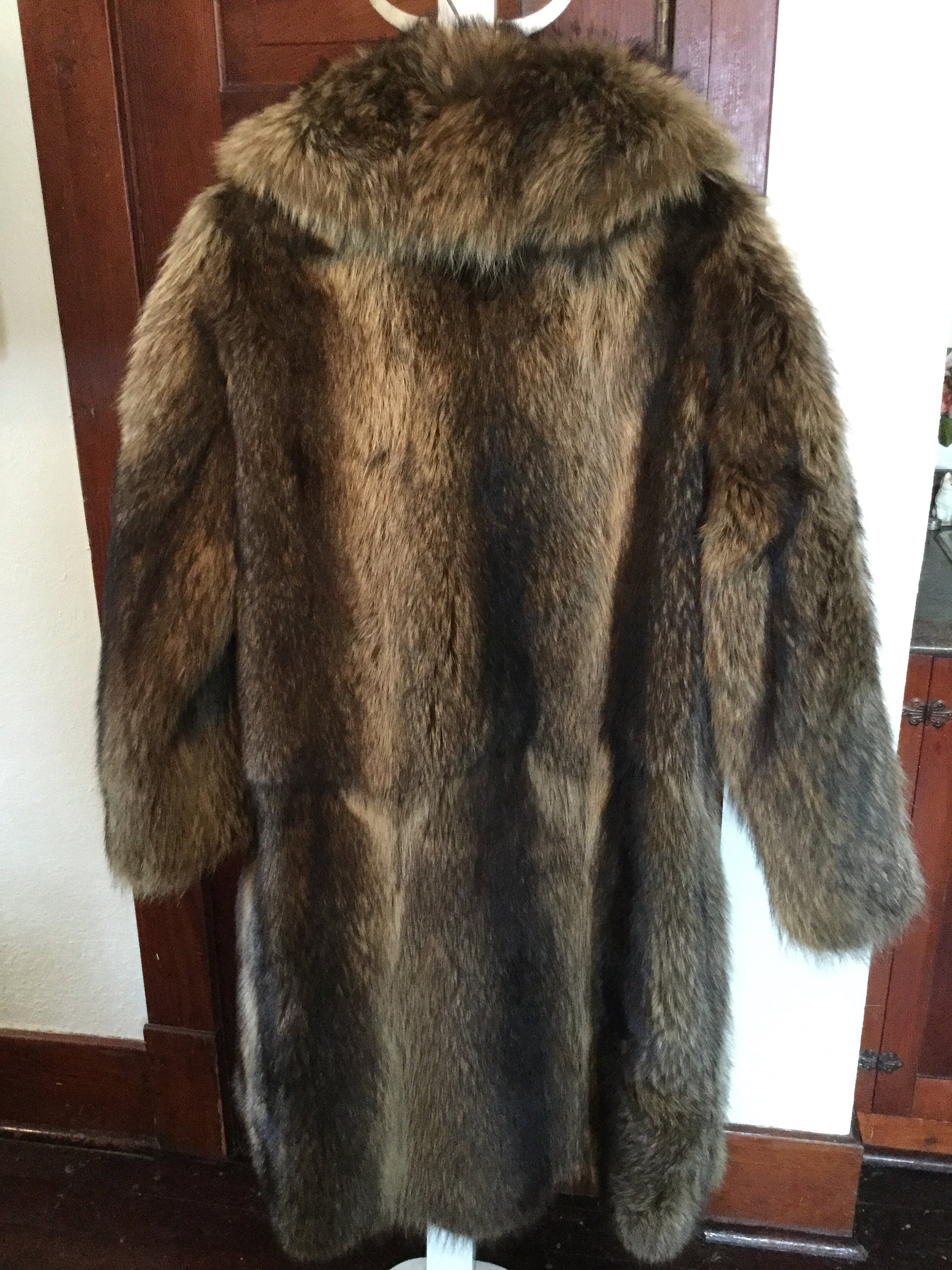 Gorgeous Vintage Dark Brown Three Quarter Length Raccoon Fur - Etsy